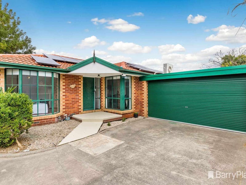 3/2 Bruce Street, Dandenong, Vic 3175 - Property Details
