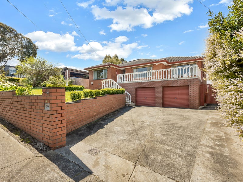 162 Hayrick Lane, Mooroolbark, Vic 3138 - Property Details