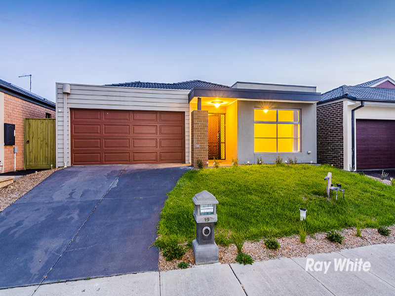 19 Noremac Grove, Lyndhurst, Vic 3975 - Property Details