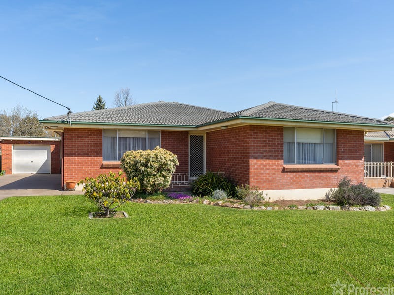 2 Redluom Place, Orange, NSW 2800 - realestate.com.au