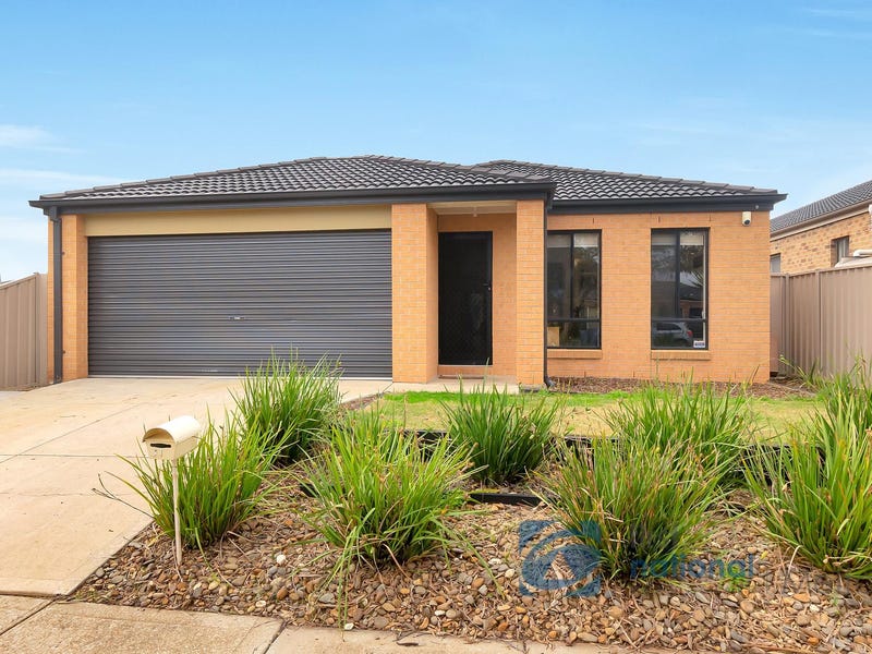 38 Lady Penrhyn Drive, Harkness, VIC 3337 - realestate.com.au