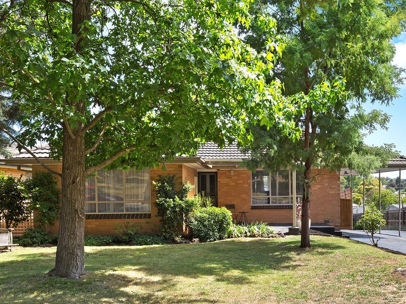 25 Lawson Road Mooroolbark VIC 3138 Realestate au 25-lawson-road-mooroolbark-vic-3138-realestate-au