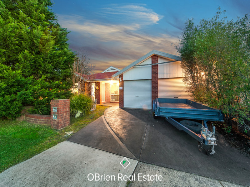 1 Alema Court, Narre Warren South, VIC 3805 - realestate.com.au