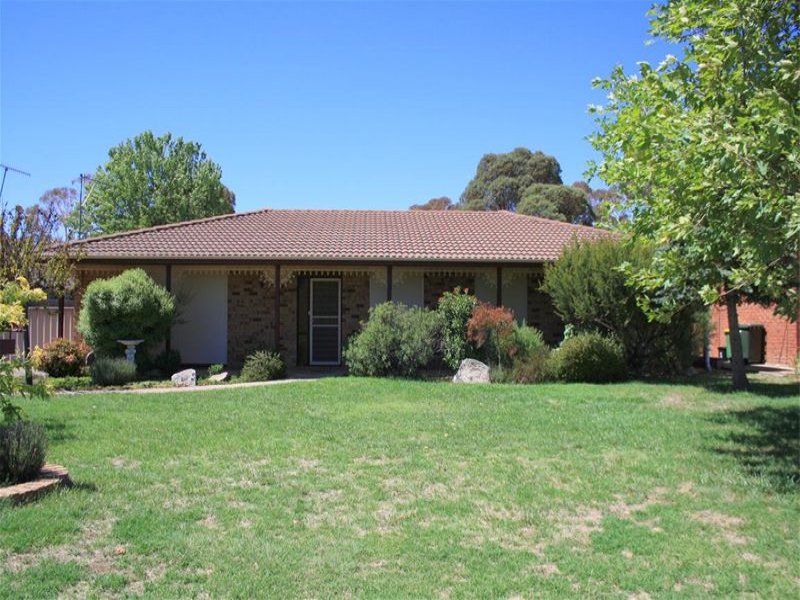4 Yareen Road, Cooma, NSW 2630 - realestate.com.au