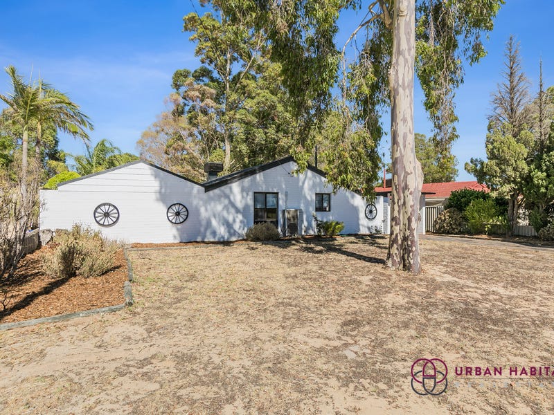 4 Kingia Place, Pinjarra, WA 6208 - Property Details