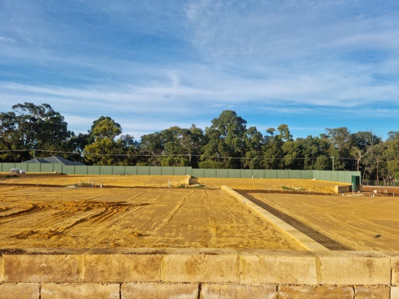 7 Robin Road, Roleystone, WA 6111 - realestate.com.au