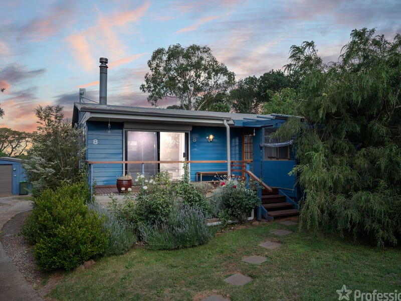 8 Carcoar Street, Spring Hill, NSW 2800 - realestate.com.au