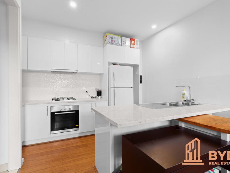 5/7 Stephenson Street, Springvale, Vic 3171 - Property Details