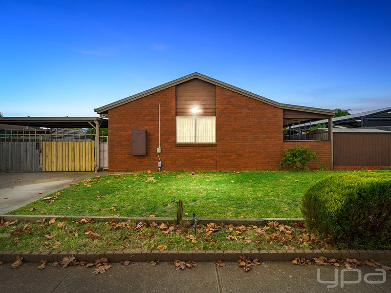 Sold Property Prices & Auction Results in 80 Kirkton Dr, Kurunjang, VIC ...