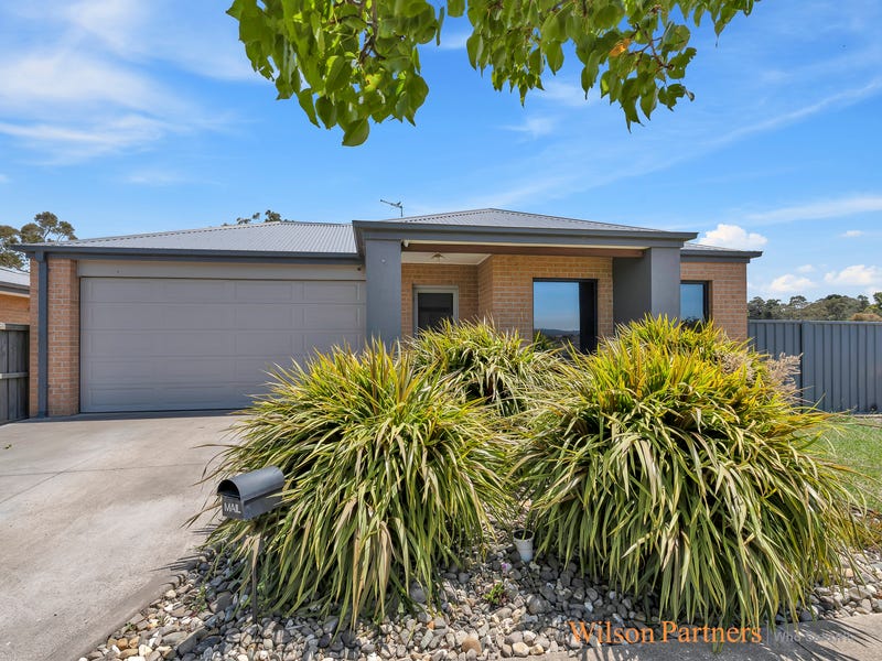 17 Raimeno Road, Wallan, Vic 3756 - Property Details