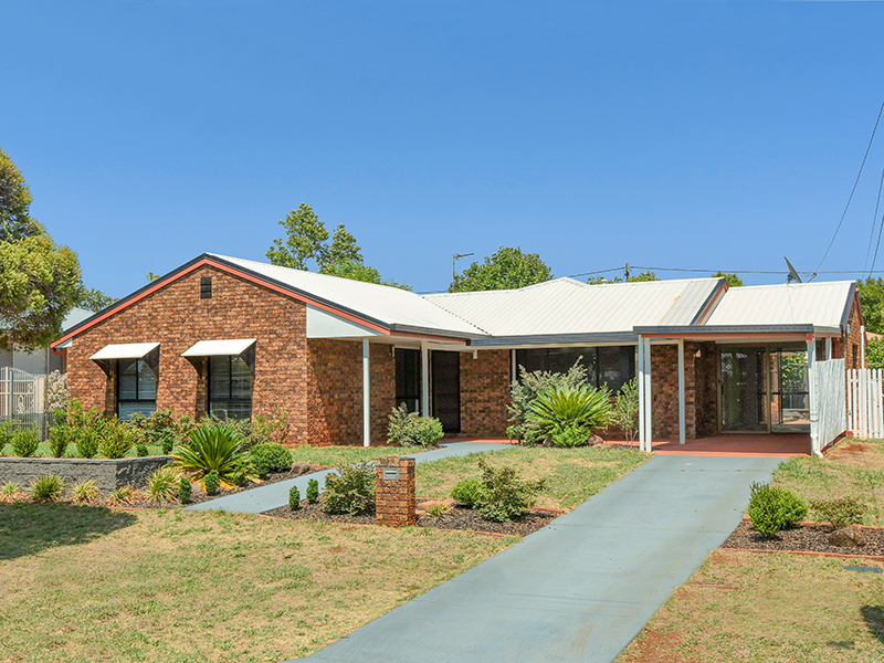 21 Smythe Street, Kearneys Spring, QLD 4350 - realestate.com.au