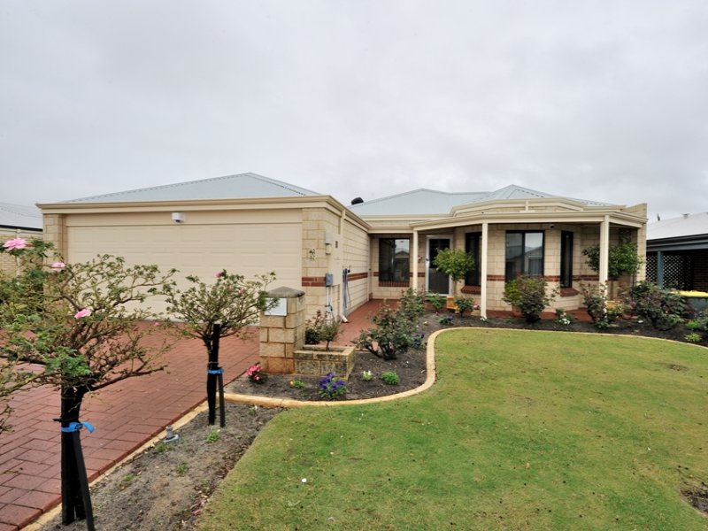 10 Rocklea Cres, Ellenbrook, WA 6069 - realestate.com.au