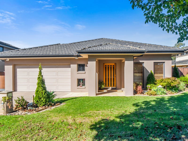 9 Kelly Terrace, Sandhurst, Vic 3977 - Property Details