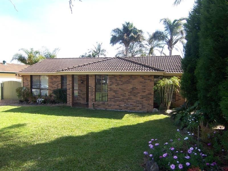 7 Maple Close, Medowie, NSW 2318 - realestate.com.au