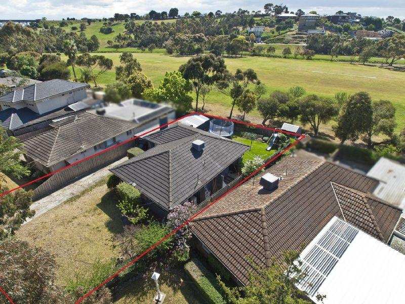 4 De Havilland Avenue, Strathmore Heights, VIC 3041 - realestate.com.au