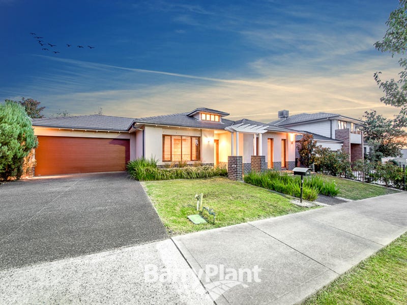 14 Michigan Grange, Pakenham, Vic 3810 - Property Details