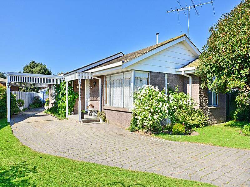 23 Anthony Street, Newcomb, Vic 3219 - Property Details