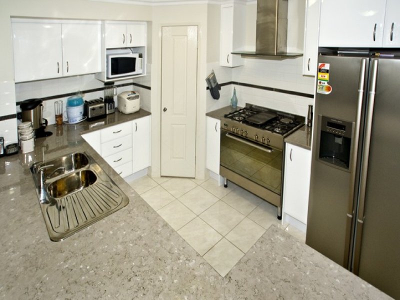 10 Caitlin Court, Rothwell, Qld 4022 - Property Details