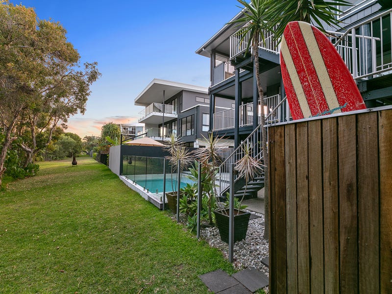 129 Oceanic Drive, Warana, Qld 4575 - Property Details