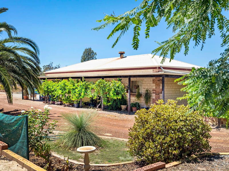 870 Nanson-Howatharra Road, Howatharra, WA 6532 - Property Details