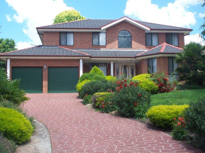 9 Angela Place, Goulburn, NSW 2580 - Property Details