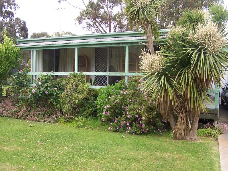 95 Red Rocks Road, Cowes, Vic 3922 - Property Details