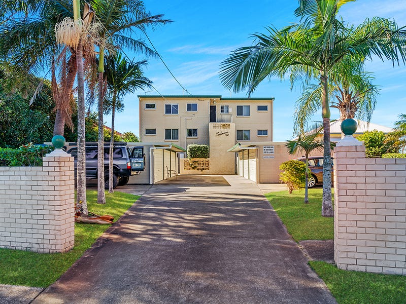 1/52 Prince Edward Pde, Redcliffe, Qld 4020 - Property Details