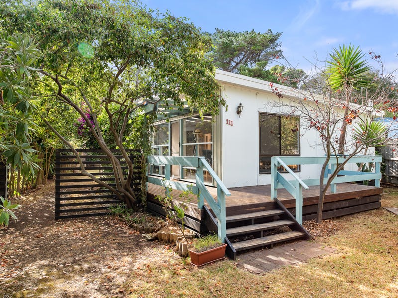 111 Red Rocks Road, Cowes, Vic 3922 - Property Details