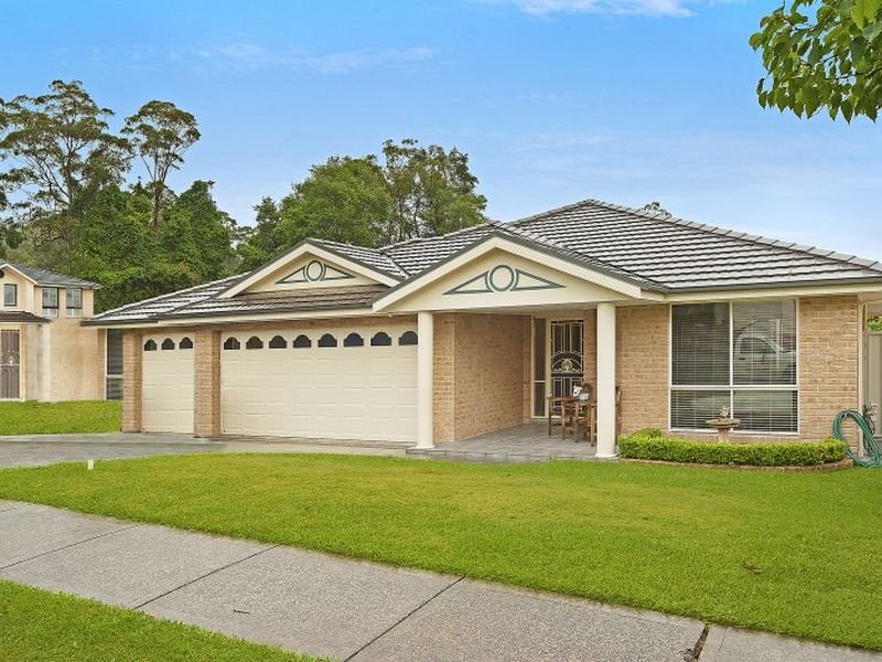 1 Silver Place, Lisarow, NSW 2250 - Property Details