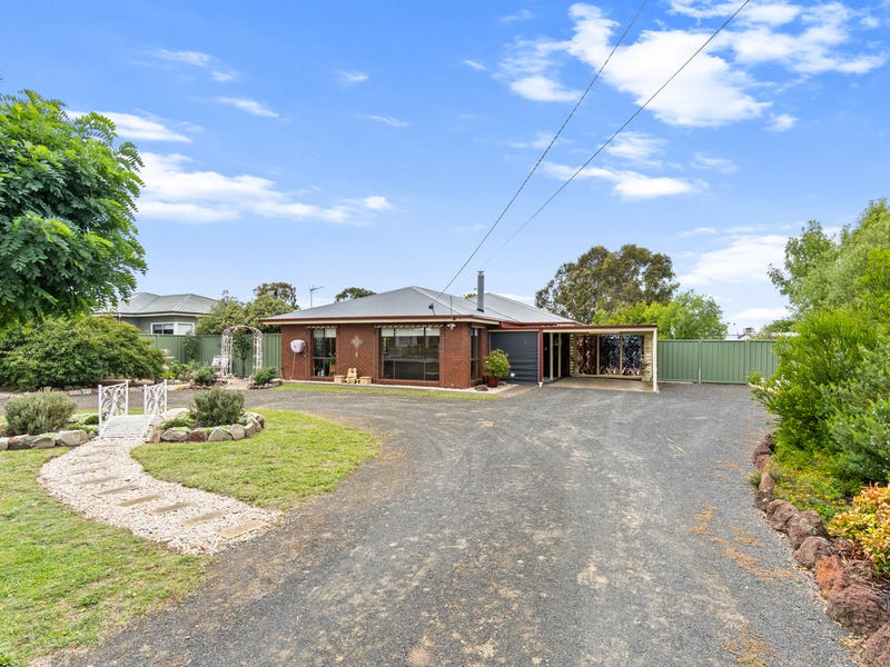 16 Anderson Street, Heyfield, Vic 3858 - Property Details