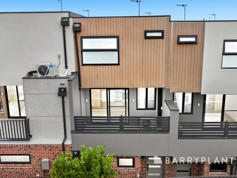 1/690 Stud Road, Scoresby, Vic 3179 - Property Details