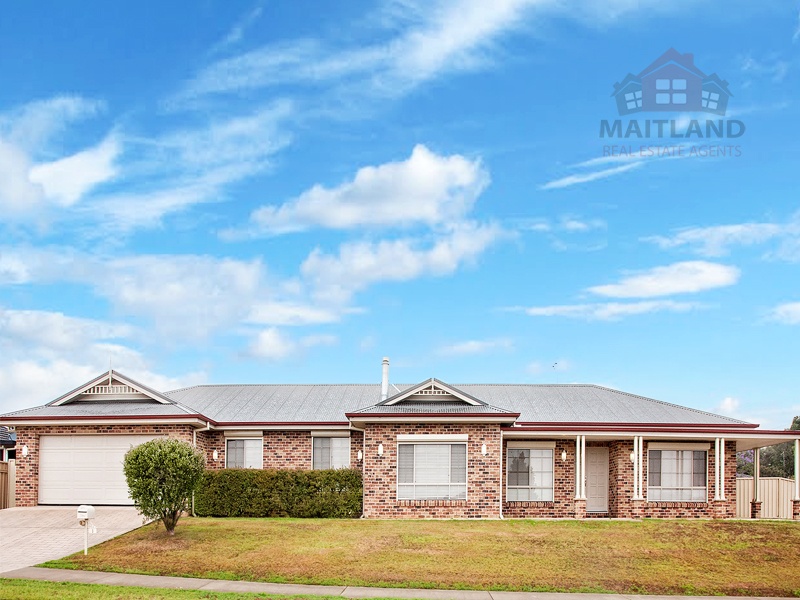 1 Diamond Circuit, Rutherford, NSW 2320