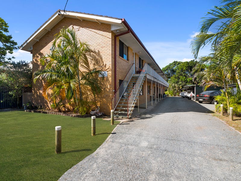 1/53 Golden Four Drive, Bilinga, Qld 4225 - Property Details