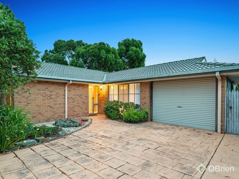 1 Kelly Drive, Langwarrin, Vic 3910 - Property Details