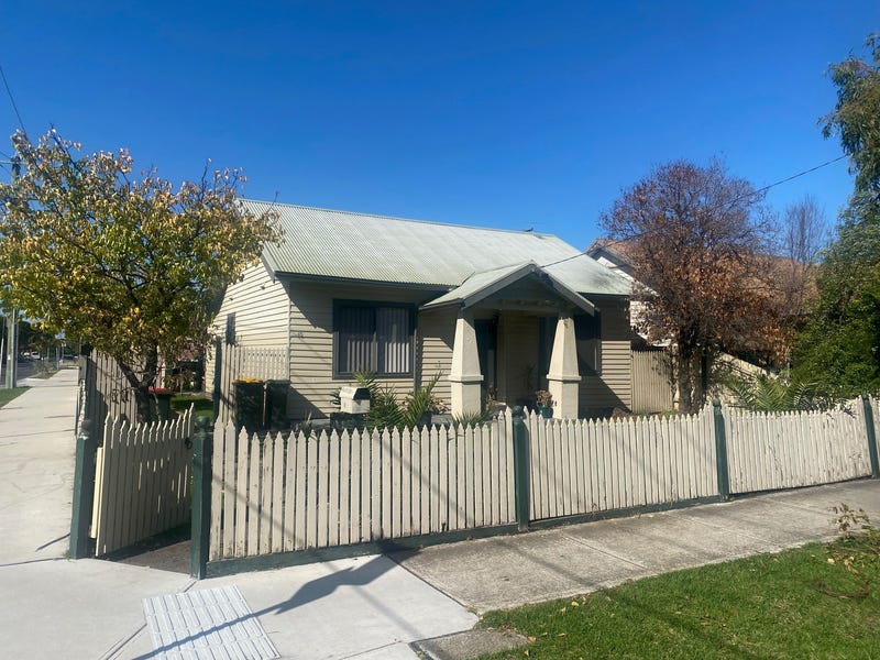 10 Ritchie Court, Sunshine, VIC 3020 - realestate.com.au