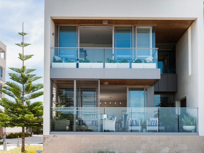 21/23 Ocean Drive, North Coogee, WA 6163 - realestate.com.au