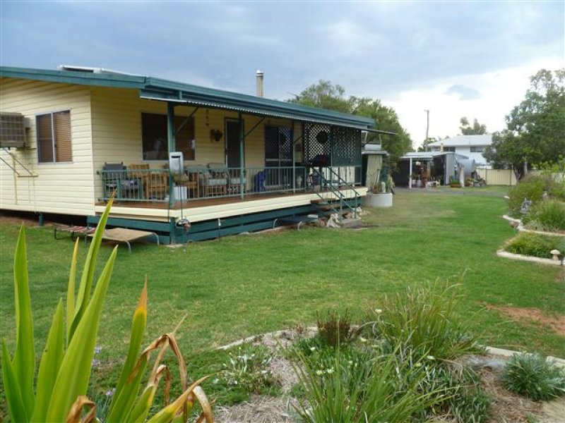 6-8 Robusta Drive, Roma, QLD 4455 - realestate.com.au