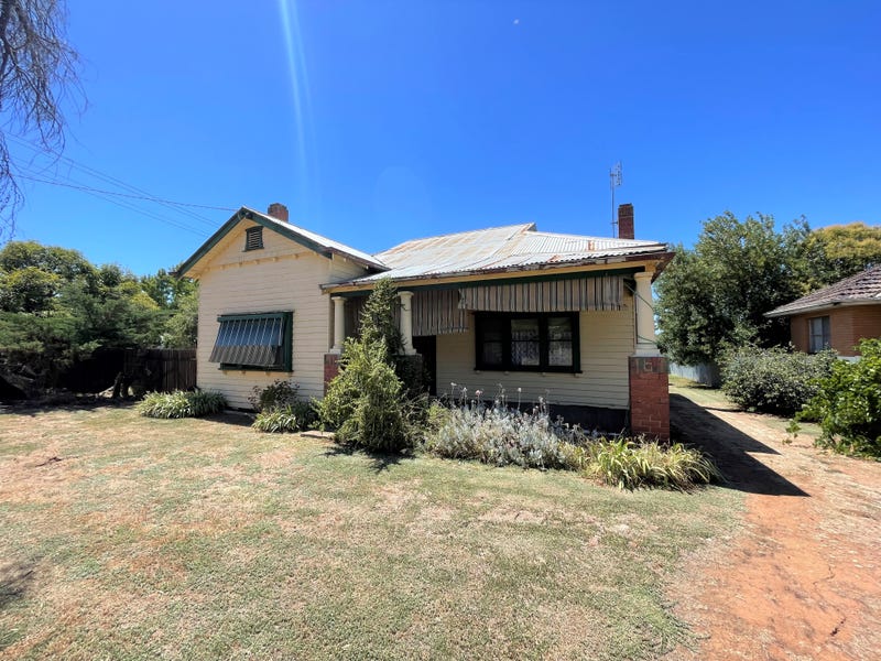 34 Kiniry Street, Boort, Vic 3537 - Property Details