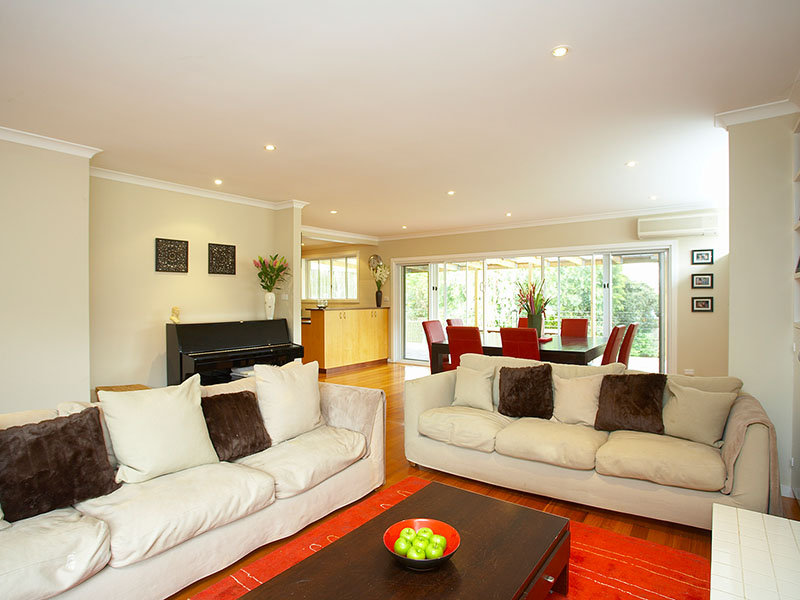 17 Robyn Drive, Nunawading, VIC 3131 - realestate.com.au