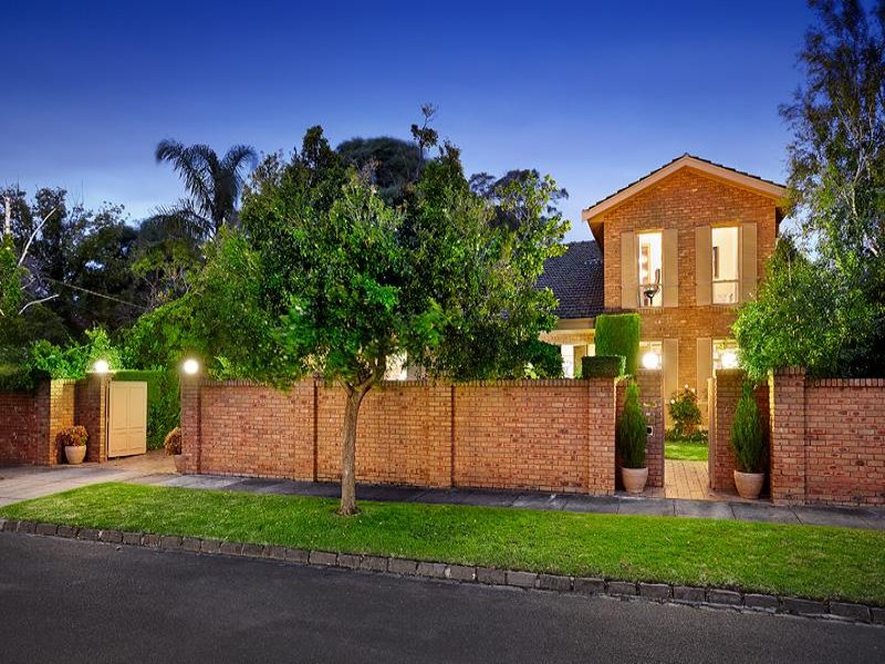 10 Linlithgow Avenue, Caulfield North, VIC 3161 - realestate.com.au