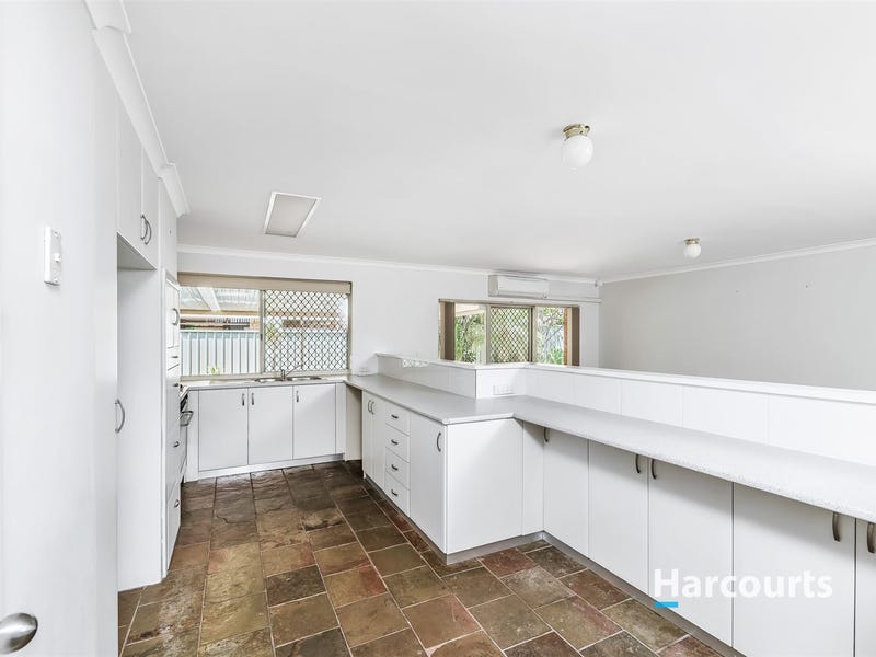 15 Woodlands Grove, Hocking, WA 6065 - Property Details