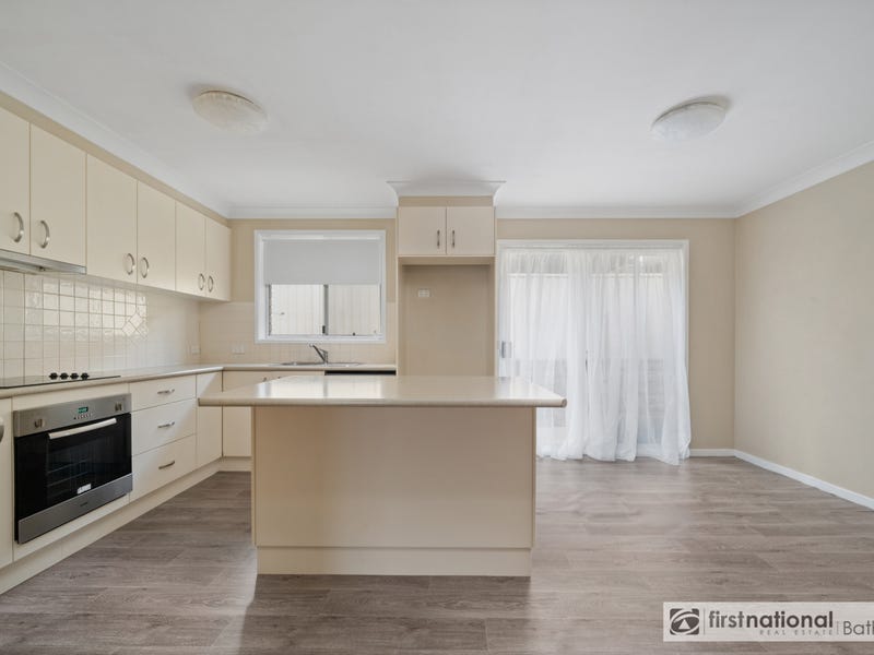 4/220 Piper Street, Bathurst, NSW 2795 - Property Details