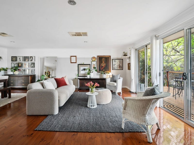 4 Perkins Place, Torrens, ACT 2607 - Property Details