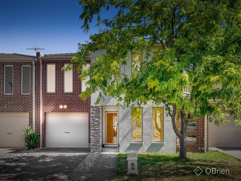 10 David Circuit, Hillside, VIC 3037 - realestate.com.au