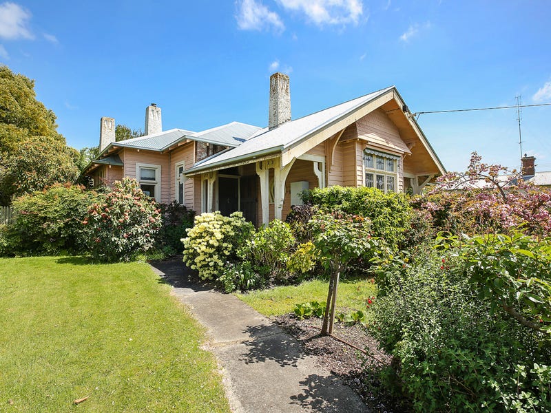 13 Queen Street, Colac, Vic 3250 - Property Details