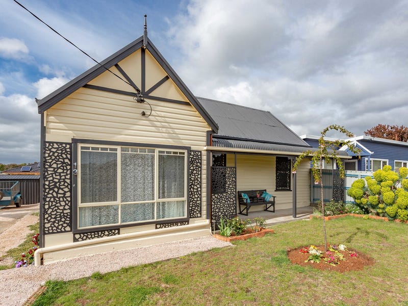 13 Middle Road, Devonport, Tas 7310 - Property Details