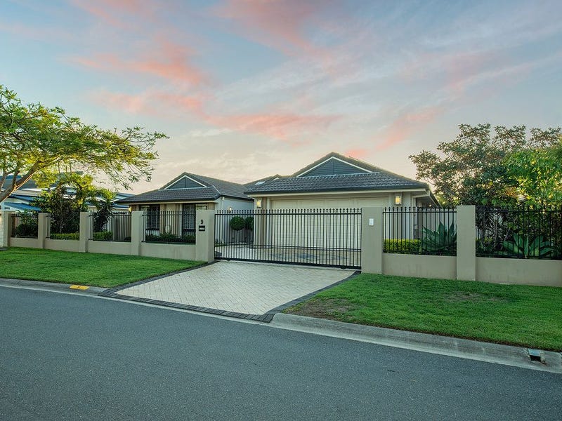 9 Manacor Place, Coombabah, Qld 4216 - Property Details
