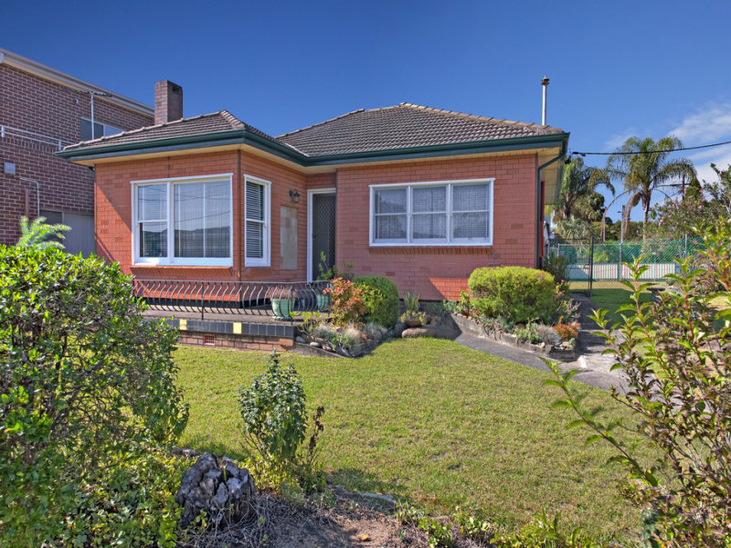 9 Rowell Street, Revesby Heights, NSW 2212 - realestate.com.au