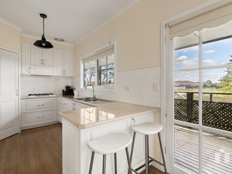 21 Tootle Street, Kilmore, VIC 3764 - realestate.com.au