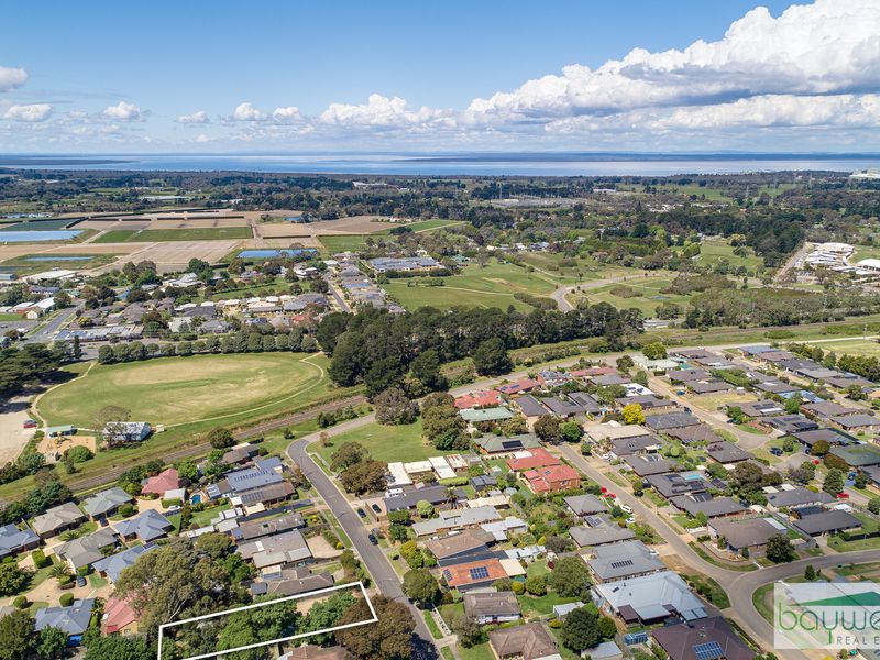 12 Craig Avenue, Tyabb, Vic 3913 - Property Details